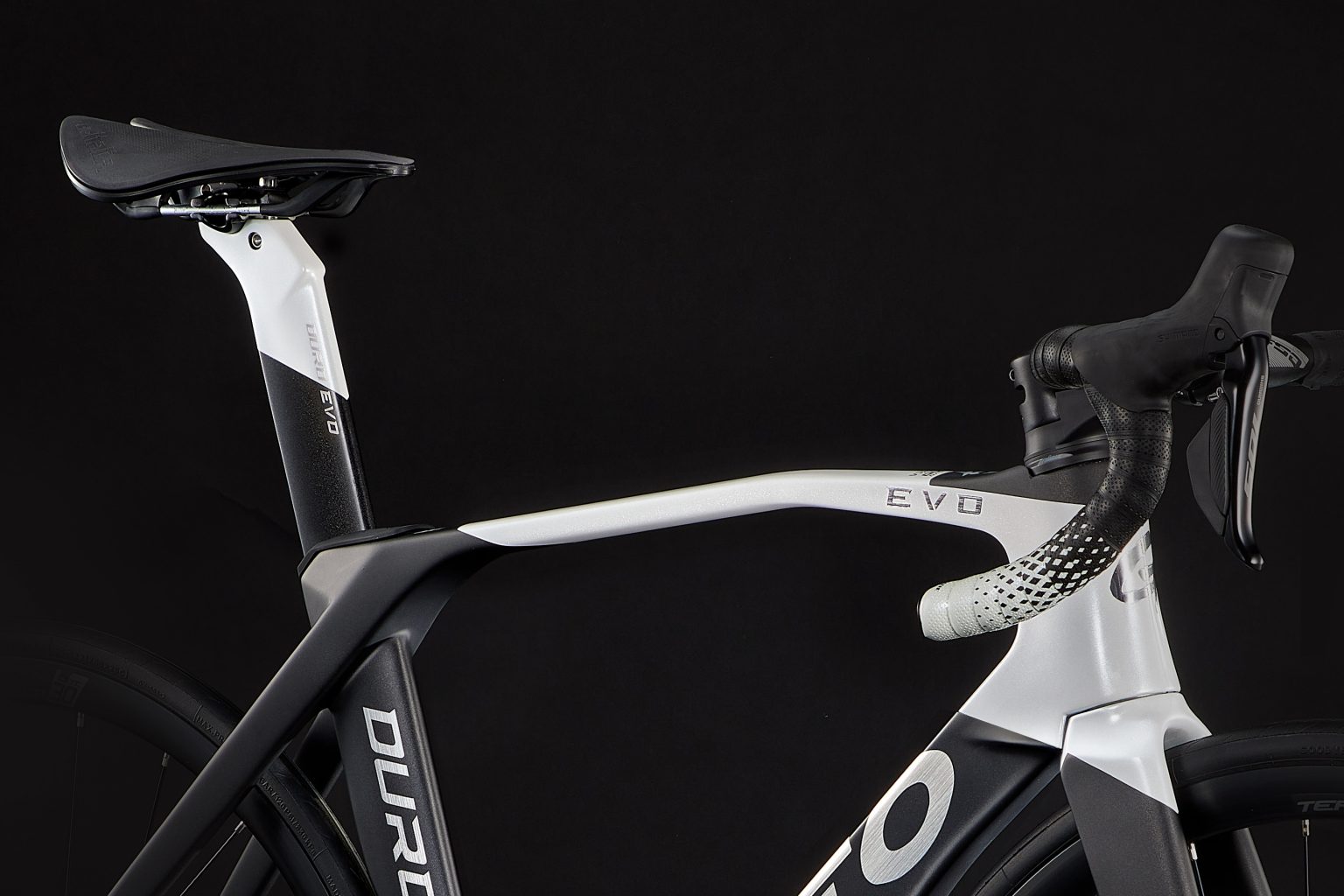 DURO EVO DB PRO ULTRA – GUSTO bike